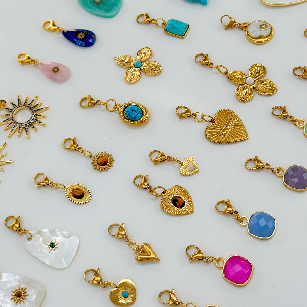 PENDANT AND CHARM BAR – Gaby & Grace